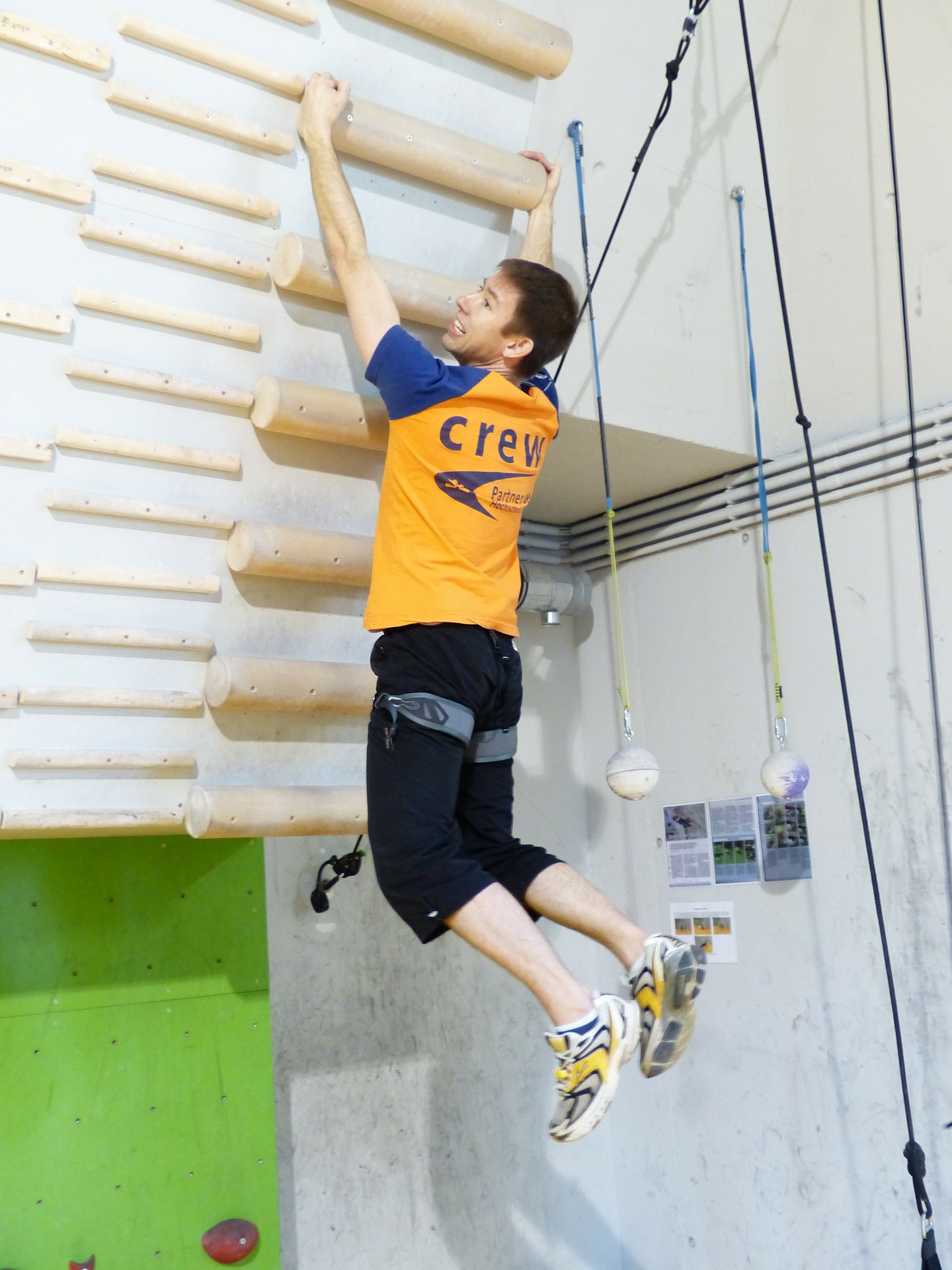 The Best Hangboard Models For Climbing Reviewed 2024 | Gearweare.net